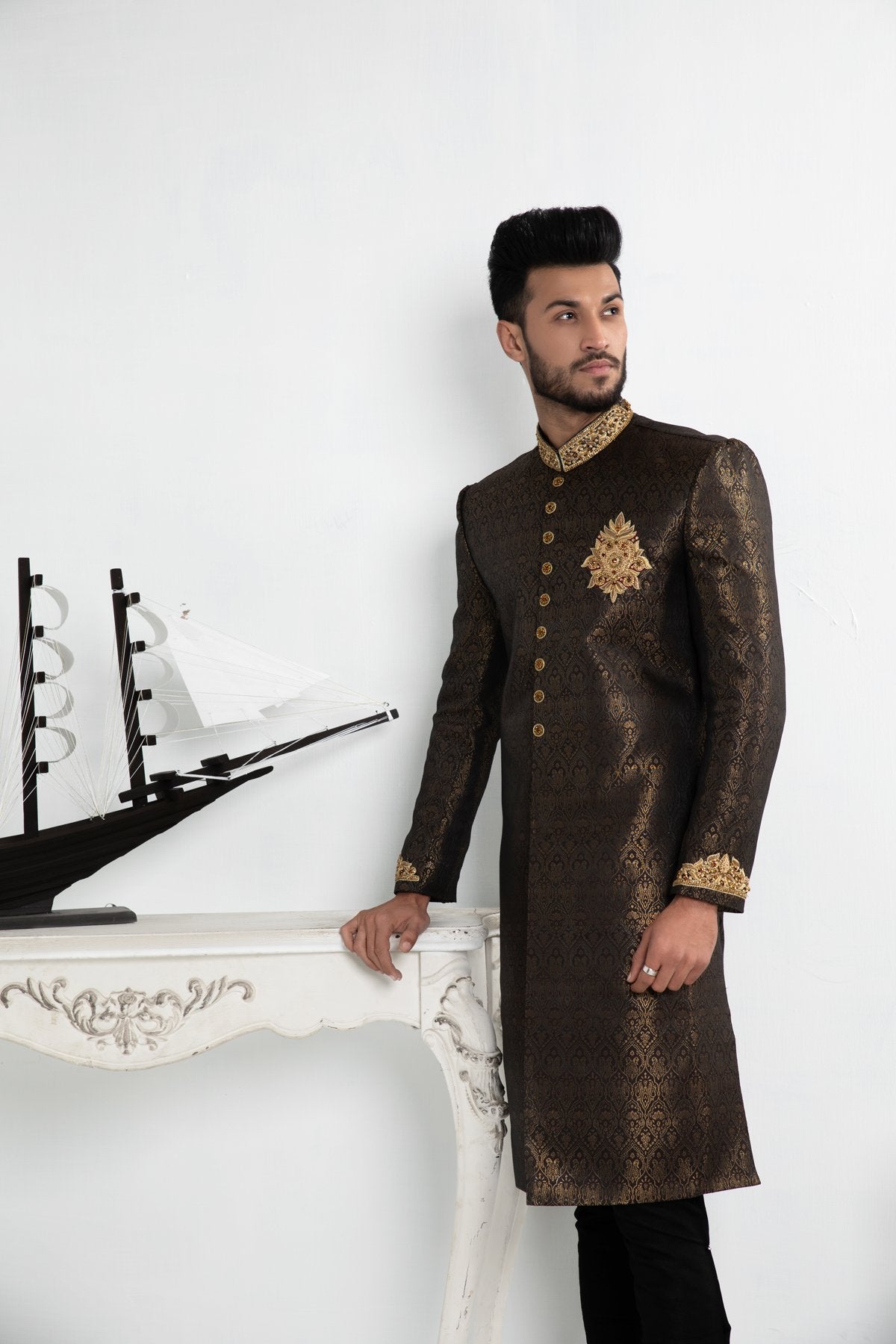 Black and Gold Brocade Pakistani Sherwani – Sherwanisale.com
